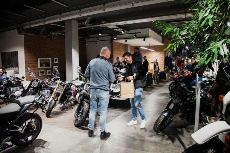 Oslava Motorrad 100 let v CarTec Praha | CarTec Group BMW Motorrad