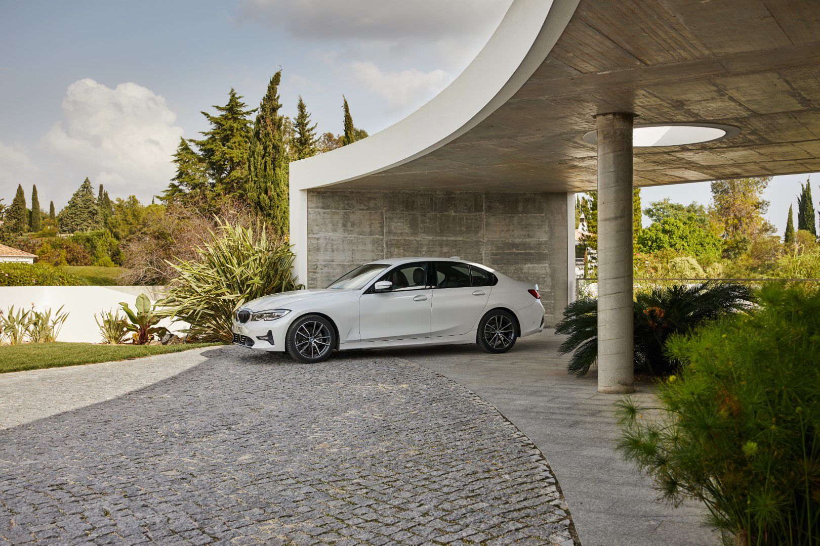 BMW řady 3 320d Sport Line | CarTec Group BMW