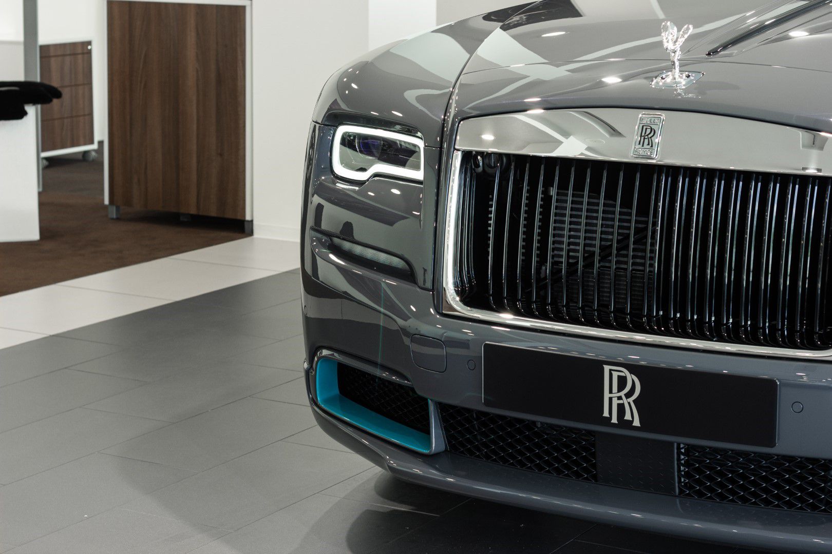 Rolls-Royce Wraith Kryptos Collection cartecgroup.com